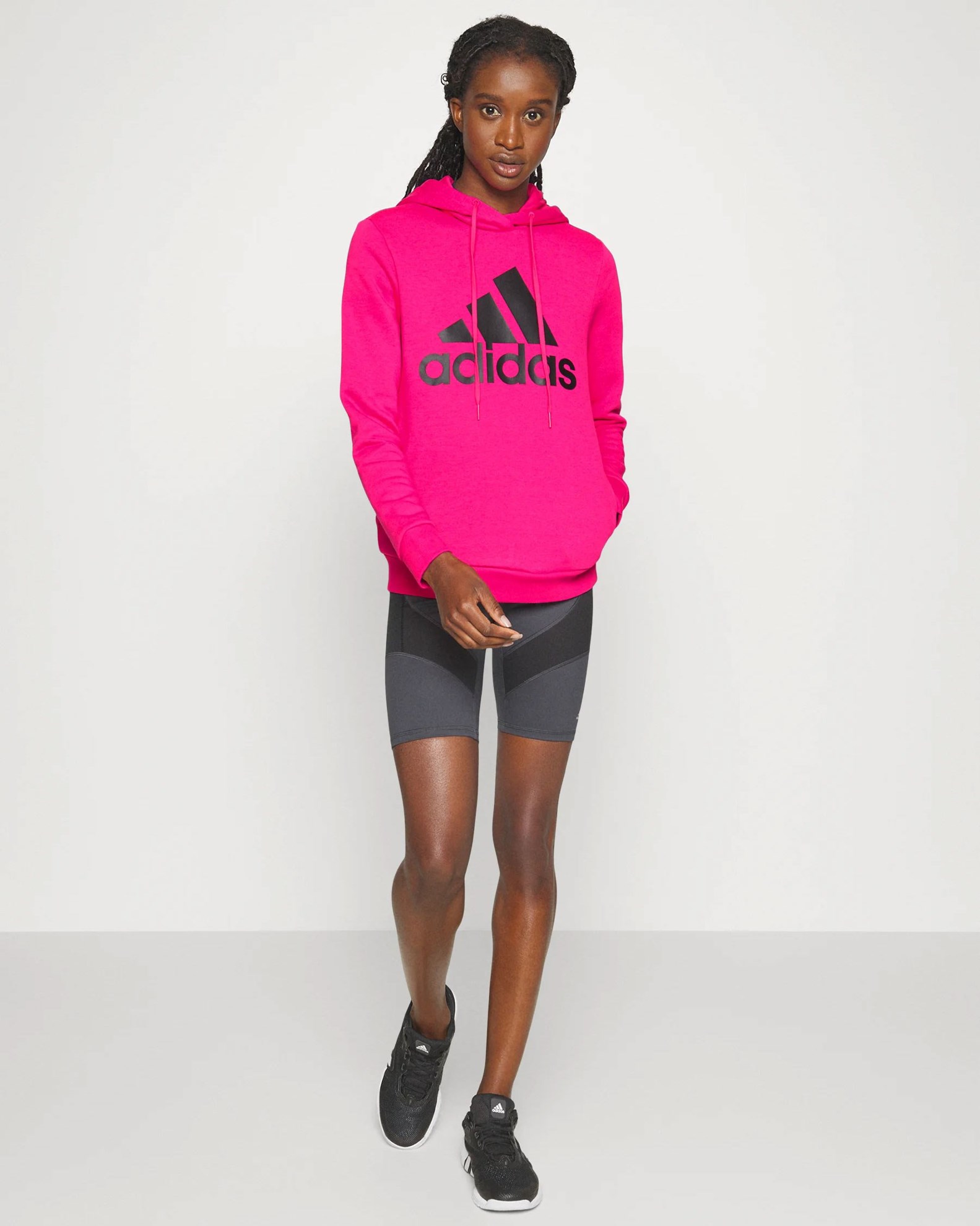 Globo E-Commerce - Calzature, Abbigliamento, Sport, Intimo, Accessori ...