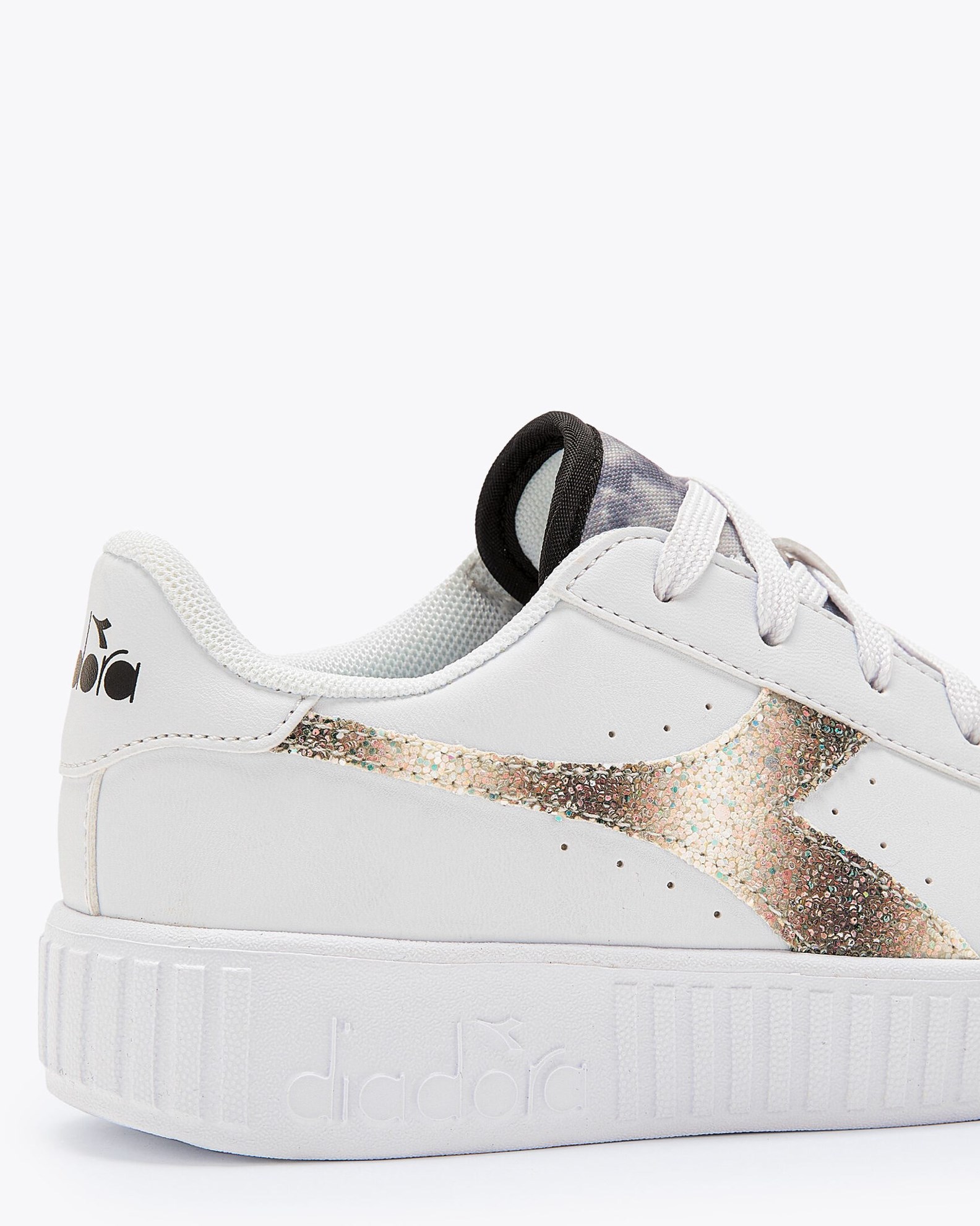 Globo E-Commerce - Calzature, Abbigliamento, Sport, Intimo, Accessori ...