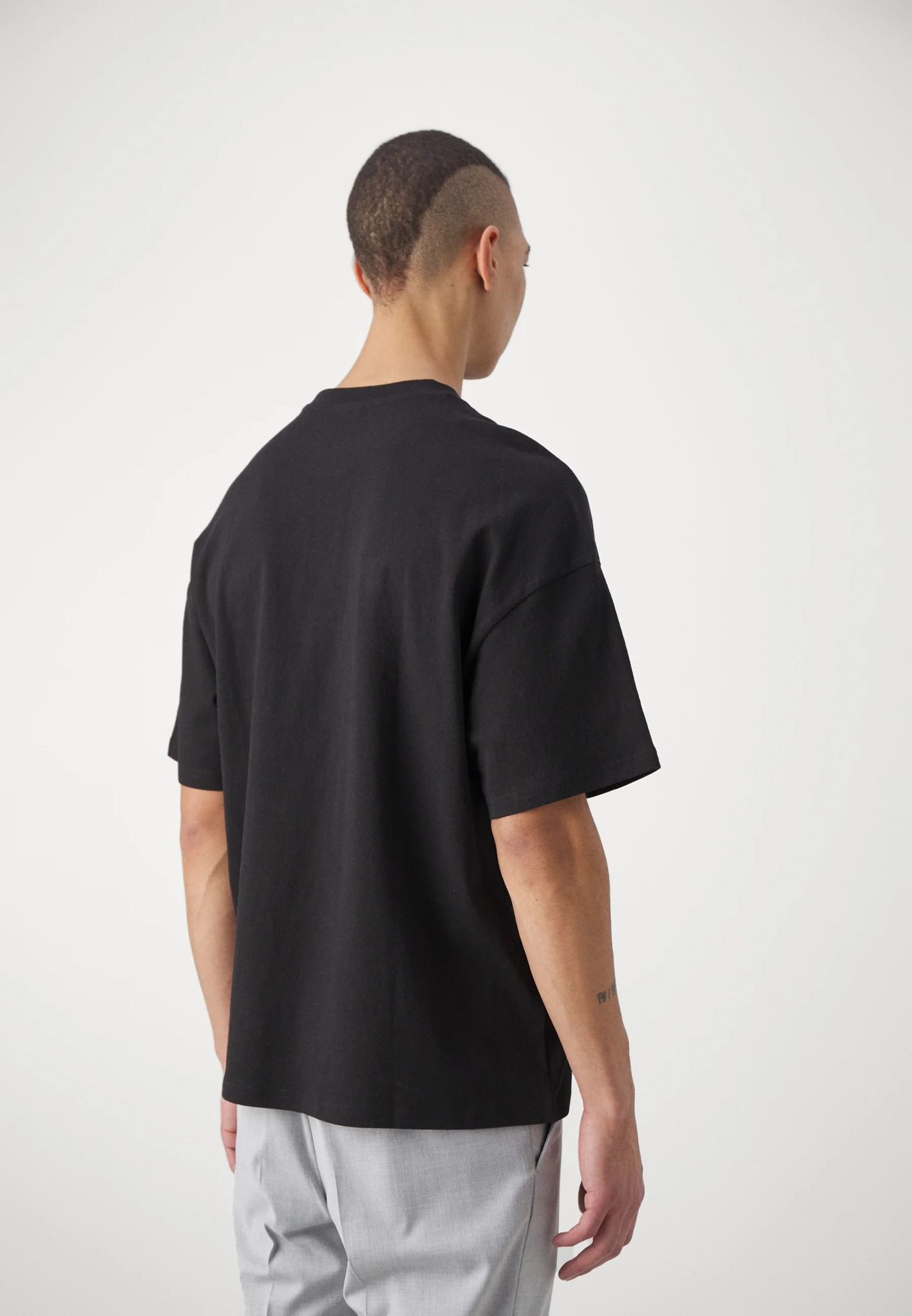 Globo E-Commerce - Calzature, Abbigliamento, Sport, Intimo, Accessori ...